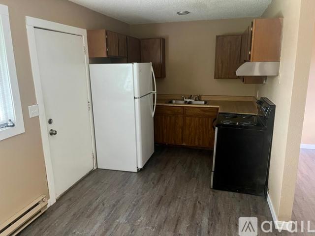 1 BR, 1 BA Apartment 179 Glenwood Drive, Unit C, Kalispell, MT 59901