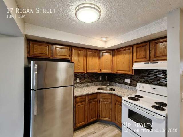 1 BR, 1 BA Apartment 17 Regan Street, Vernon, CT 06066