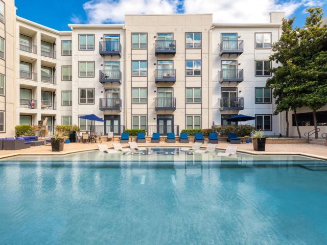1 BR, 1 BA Apartment 1800 Broadway st Unit 01 1334, San Antonio, TX 78215