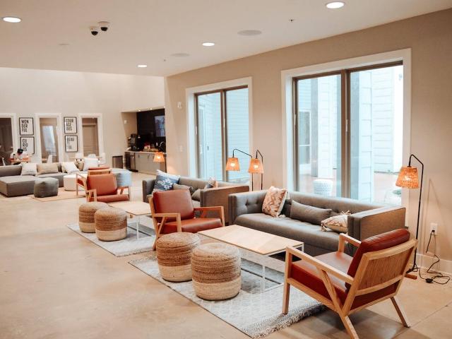 1 BR, 1 BA Apartment 1800 W Pensacola Street Unit Private Priced By Bed, Tallahassee, FL 32304