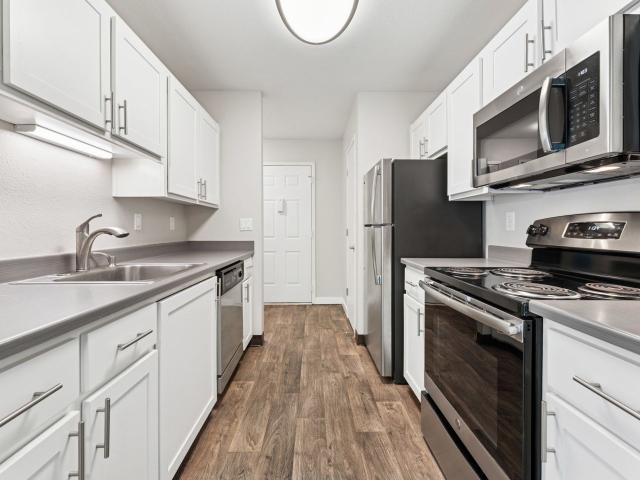 1 BR, 1 BA Apartment 1801 Northwest 143rd Avenue Unit 0H18, Portland, OR 97229