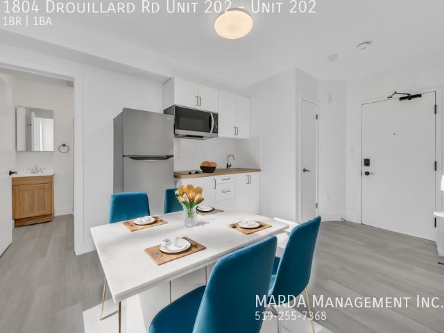 1 BR, 1 BA Apartment 1804 Drouillard Rd Unit 202, Windsor, ON N8W 3X5