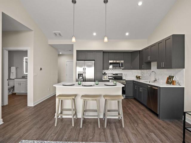 1 BR, 1 BA Apartment 1810 Northwest Savannah Lane Unit 10 2123, Polk City, IA 50226