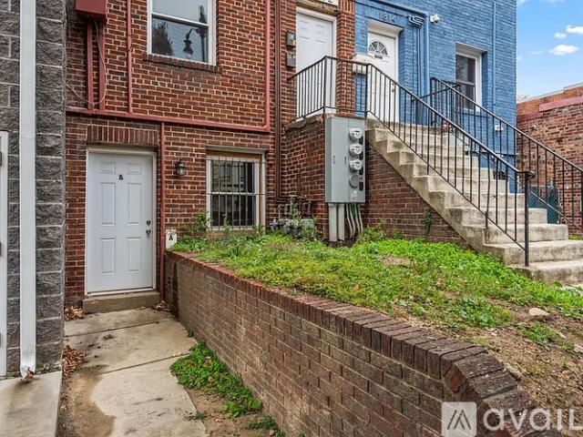 1 BR, 1 BA Apartment 1812 Benning Rd NE, Unit C, Washington, DC 20002
