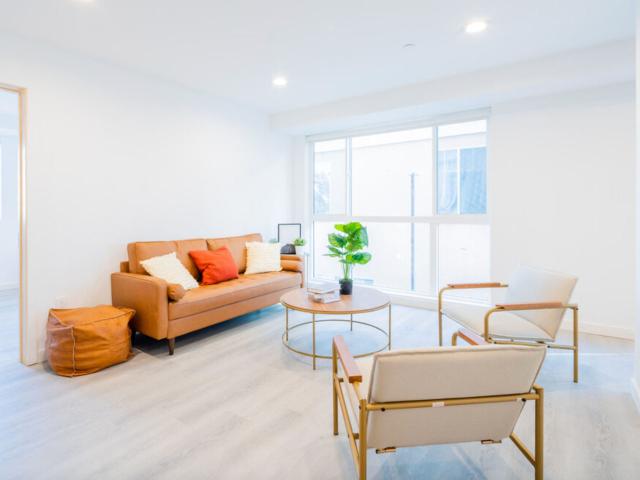 1 BR, 1 BA Apartment 1816 West Adams Boulevard Unit 1815 W Adams Blvd 3 Private Bathroom, Los Angeles, CA 90018