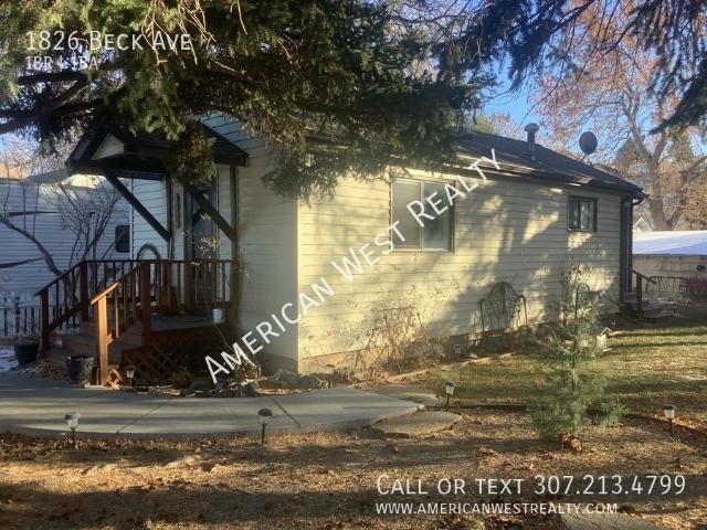 1 BR, 1 BA Apartment 1826 Beck Ave, Cody, WY 82414