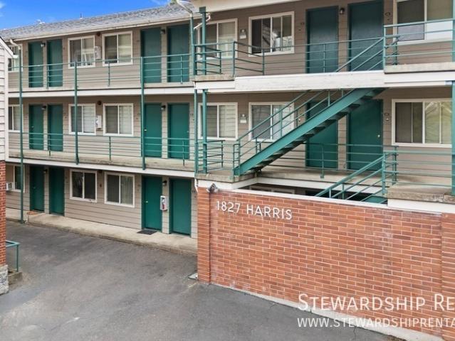 1 BR, 1 BA Apartment 1827 Harris Street, Eugene, OR 97403