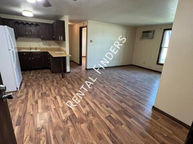 1 BR, 1 BA Apartment 1830 August Street, Green Bay, WI 54302