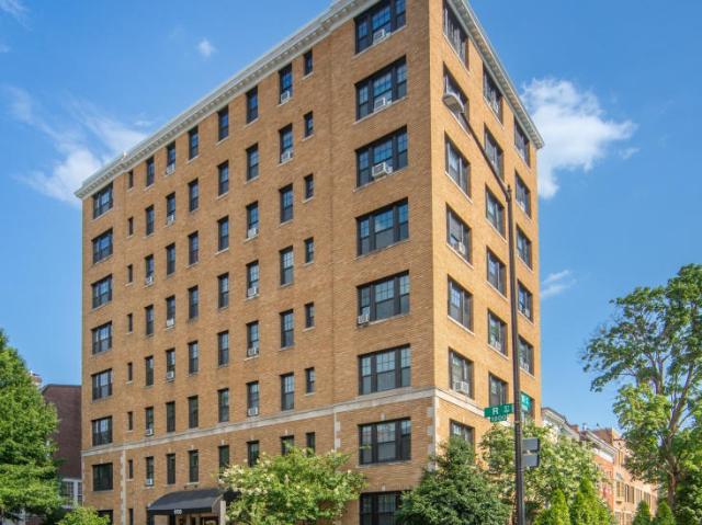 1 BR, 1 BA Apartment 1830 R Street Northwest Unit 62, Washington, DC 20009