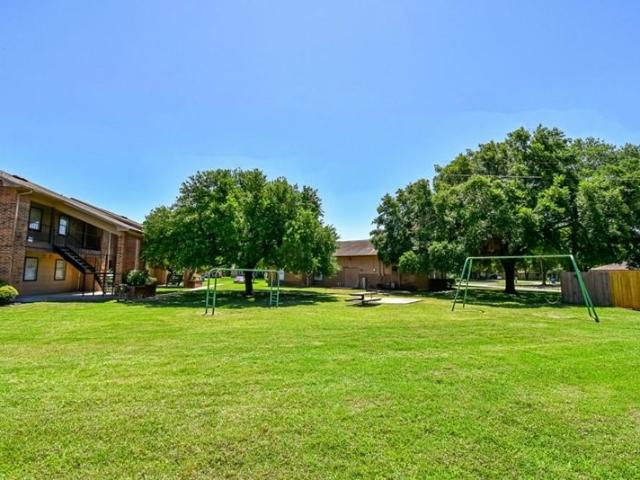 1 BR, 1 BA Apartment 1845 5th Street, Hempstead, TX 77445