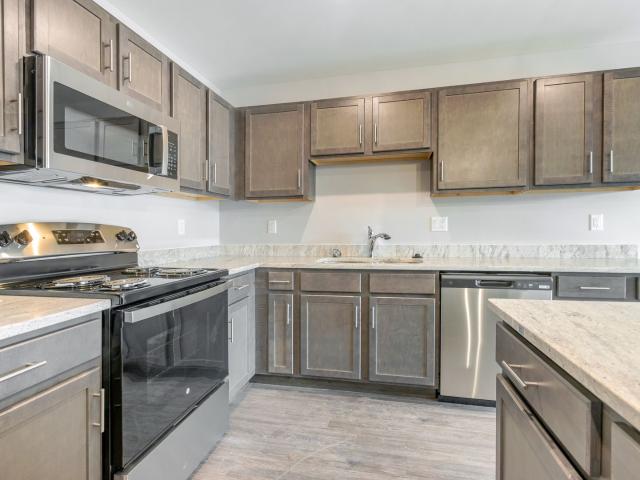 1 BR, 1 BA Apartment 1850 W. Pine St Baraboo, WI 53913