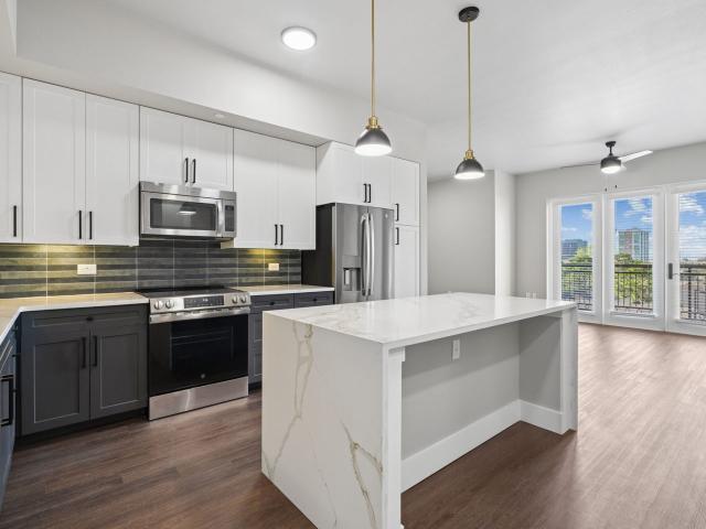 1 BR, 1 BA Apartment 1875 Post Oak Park Drive Unit 125, Houston, TX 77027