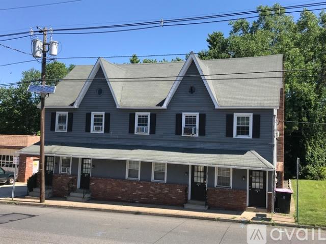 1 BR, 1 BA Apartment 1877 Chews Landing Rd, Unit A, Gloucester Township, NJ 08012