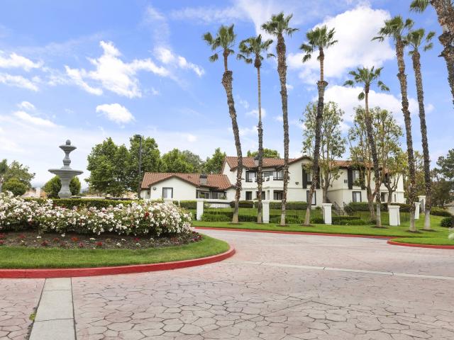 1 BR, 1 BA Apartment 1885 San Remo Drive Unit 20 208, Corona, CA 92882