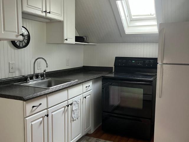 1 BR, 1 BA Apartment 189 Gilford Ave, Laconia, NH 03246