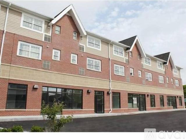 1 BR, 1 BA Apartment 18 Needham St, Unit 105, Dedham, MA 02026