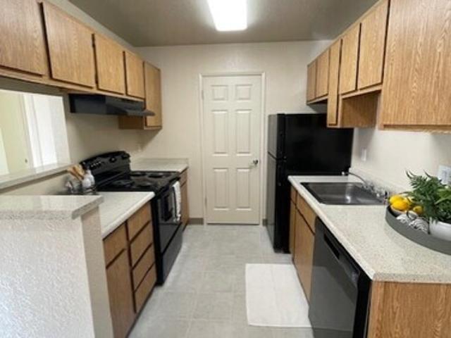 1 BR, 1 BA Apartment 1900 Oakdale Road, Unit 120, Modesto, CA 95355