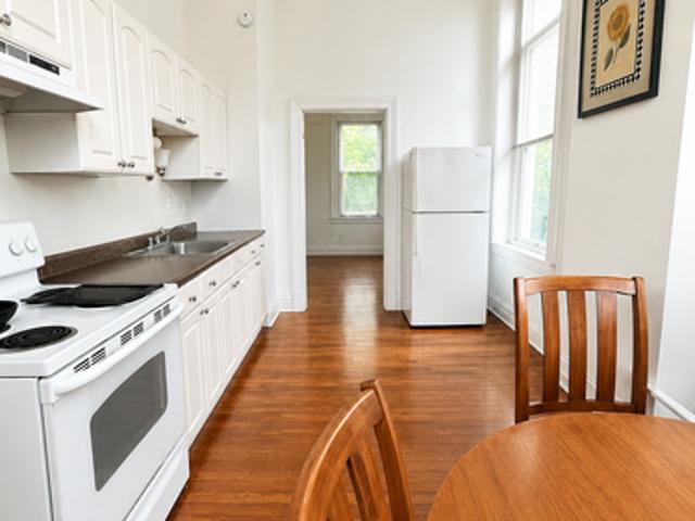 1 BR, 1 BA Apartment 1901 E Lombard St, Unit 4, Baltimore, MD 21231