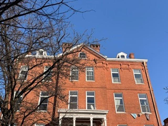 1 BR, 1 BA Apartment 1901 E Lombard St, Unit 5, Baltimore, MD 21231