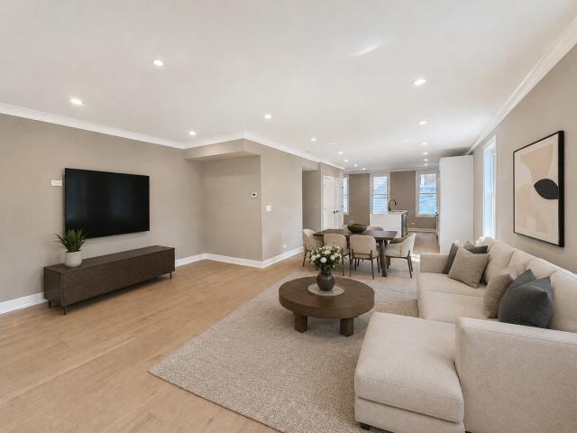1 BR, 1 BA Apartment 1905 West Huron Street, Chicago, IL 60622