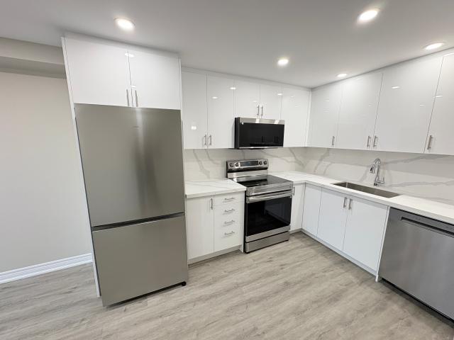1 BR, 1 BA Apartment 190 Gage Ave South, Hamitlon, ON L8M3E2