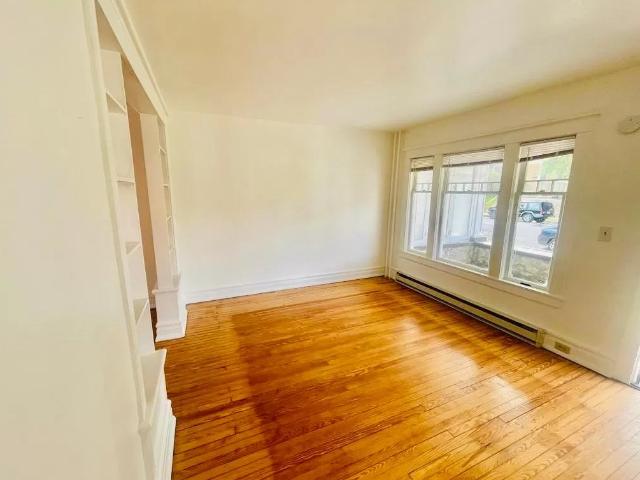 1 BR, 1 BA Apartment 1911 Ferry Street, Easton, PA 18042