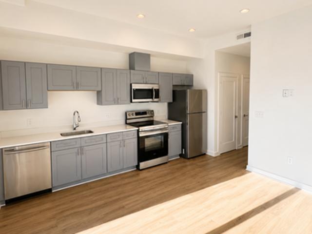 1 BR, 1 BA Apartment 1921 19th St NW, Unit 13, Washington, DC 20009