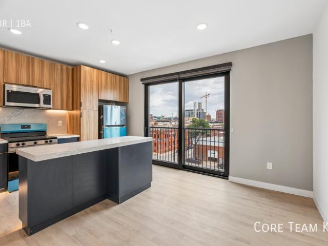 1 BR, 1 BA Apartment 1923 Broadway Ave Kansas City, MO 64108