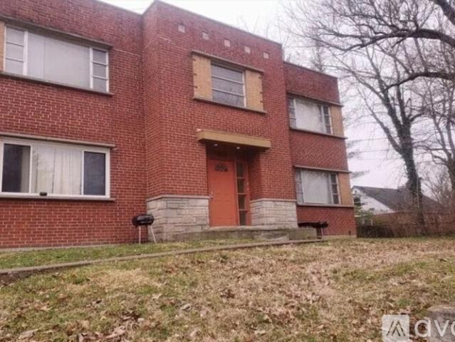 1 BR, 1 BA Apartment 1927 W North Bend Rd, Unit 3, Cincinnati, OH 45224