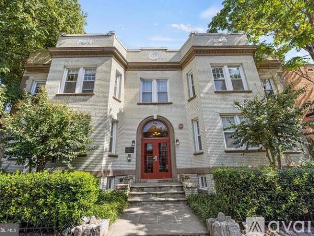 1 BR, 1 BA Apartment 1929 First Street Northwest, Unit 104, Washington, DC 20001