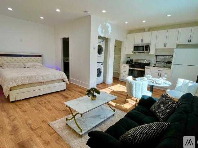 1 BR, 1 BA Apartment 19341 Friar Street, Tarzana, CA 91335