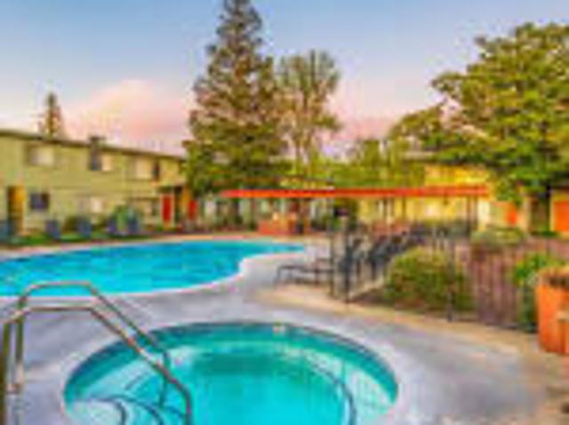 1 BR, 1 BA Apartment 1945 Bell Street Unit 092, Sacramento, CA 95825