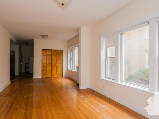 1 BR, 1 BA Apartment 1946 West Leland, Chicago, IL 60640