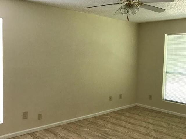 1 BR, 1 BA Apartment 1947 Greenbriar Colony Drive, Houston, TX 77032