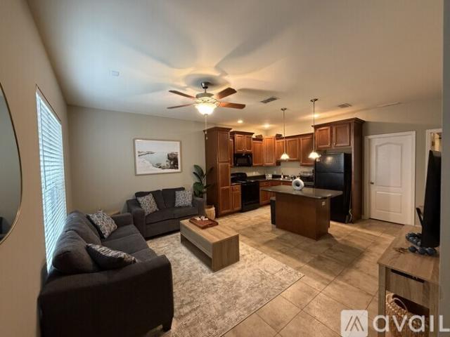 1 BR, 1 BA Apartment 1956 Bloomington Avenue, Unit 1A, Tallahassee, FL 32304