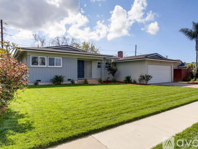 1 BR, 1 BA Apartment 1972 Vuelta Grande Avenue, Unit El Dorado B, Long Beach, CA 90815