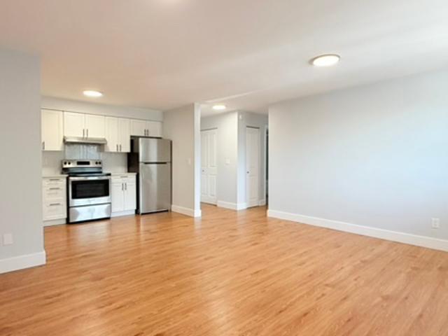 1 BR, 1 BA Apartment 1989 Wyandotte St W, Windsor, ON N9B 1J6