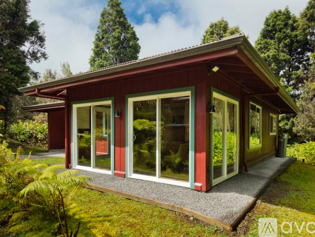 1 BR, 1 BA Apartment 19 4190 Alanui Iiwi, Volcano, HI 96785