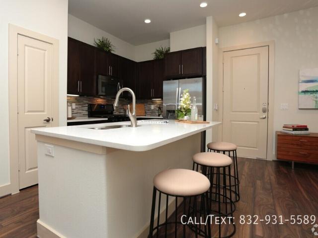 1 BR, 1 BA Apartment 1000 Autumnwood Way, The Woodlands, TX 77380