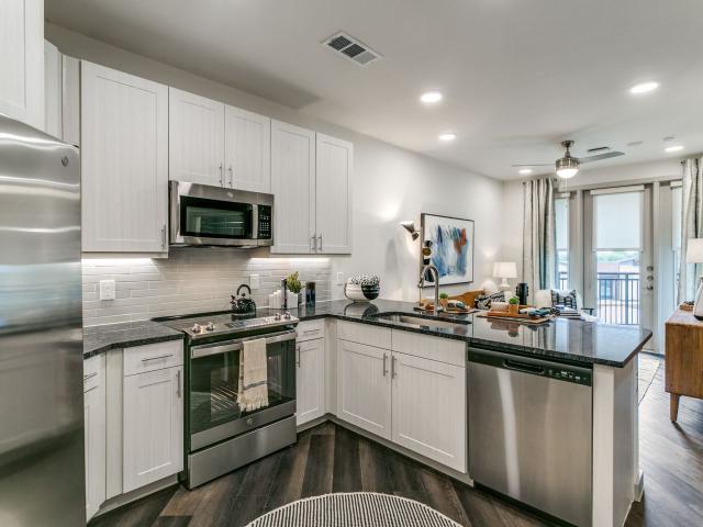 1 BR, 1 BA Apartment 1000 Grandy's Lane Unit 2321, Lewisville, TX 75077