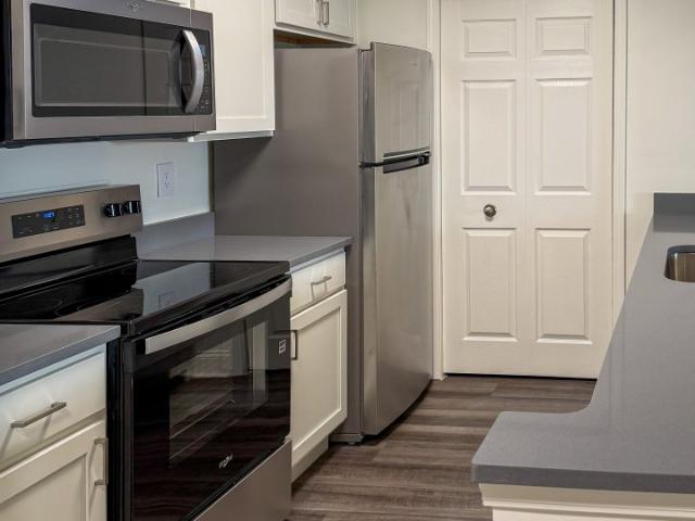 1 BR, 1 BA Apartment 1000 Johnanna Drive Unit 1819, Pittsburgh, PA 15237