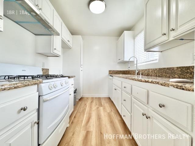 1 BR, 1 BA Apartment 1000 N Doheny Dr, West Hollywood, CA 90069