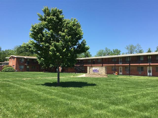 1 BR, 1 BA Apartment 1000 West Elm Street Unit 1005 6, Olathe, KS 66061