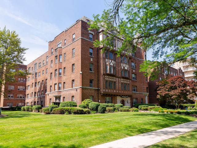 1 BR, 1 BA Apartment 10017 Lake Avenue Unit HH509, Cleveland, OH 44102
