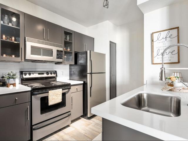 1 BR, 1 BA Apartment 1001 E Playa Del Norte Dr Unit 1 1121, Tempe, AZ 85281