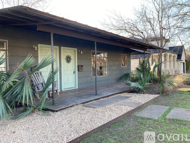 1 BR, 1 BA Apartment 1003 Ruth Avenue, Unit Unit B, Austin, TX 78757