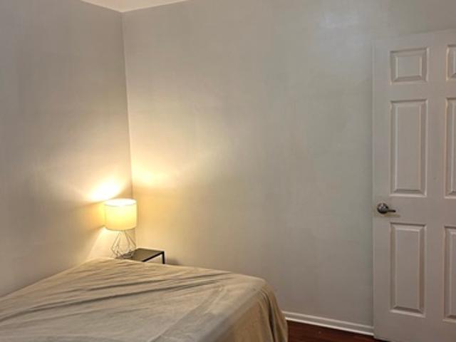 1 BR, 1 BA Apartment 10045 South Saint Andrews Place, Unit 2 Front, Los Angeles, CA 90047