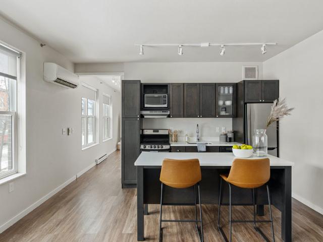1 BR, 1 BA Apartment 1006 West 24th Street Unit 313, Minneapolis, MN 55405