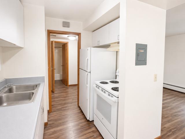1 BR, 1 BA Apartment 1009 Gilbert Rd, Madison, WI 53711