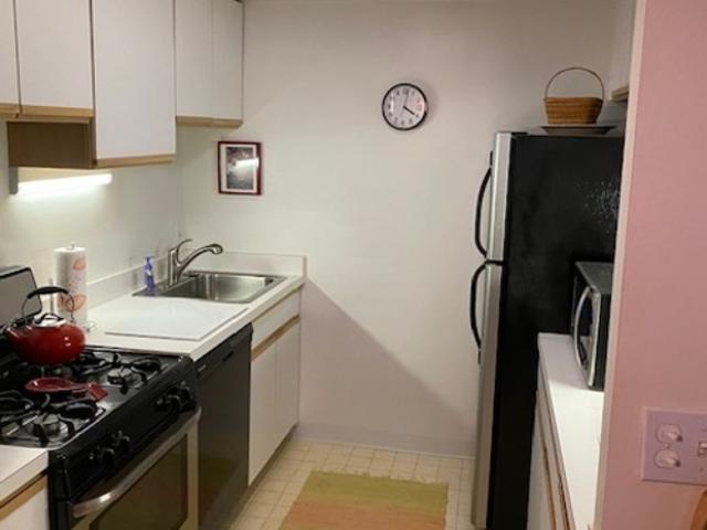 1 BR, 1 BA Apartment 100 Wells St, Unit 1214, Hartford, CT 06103